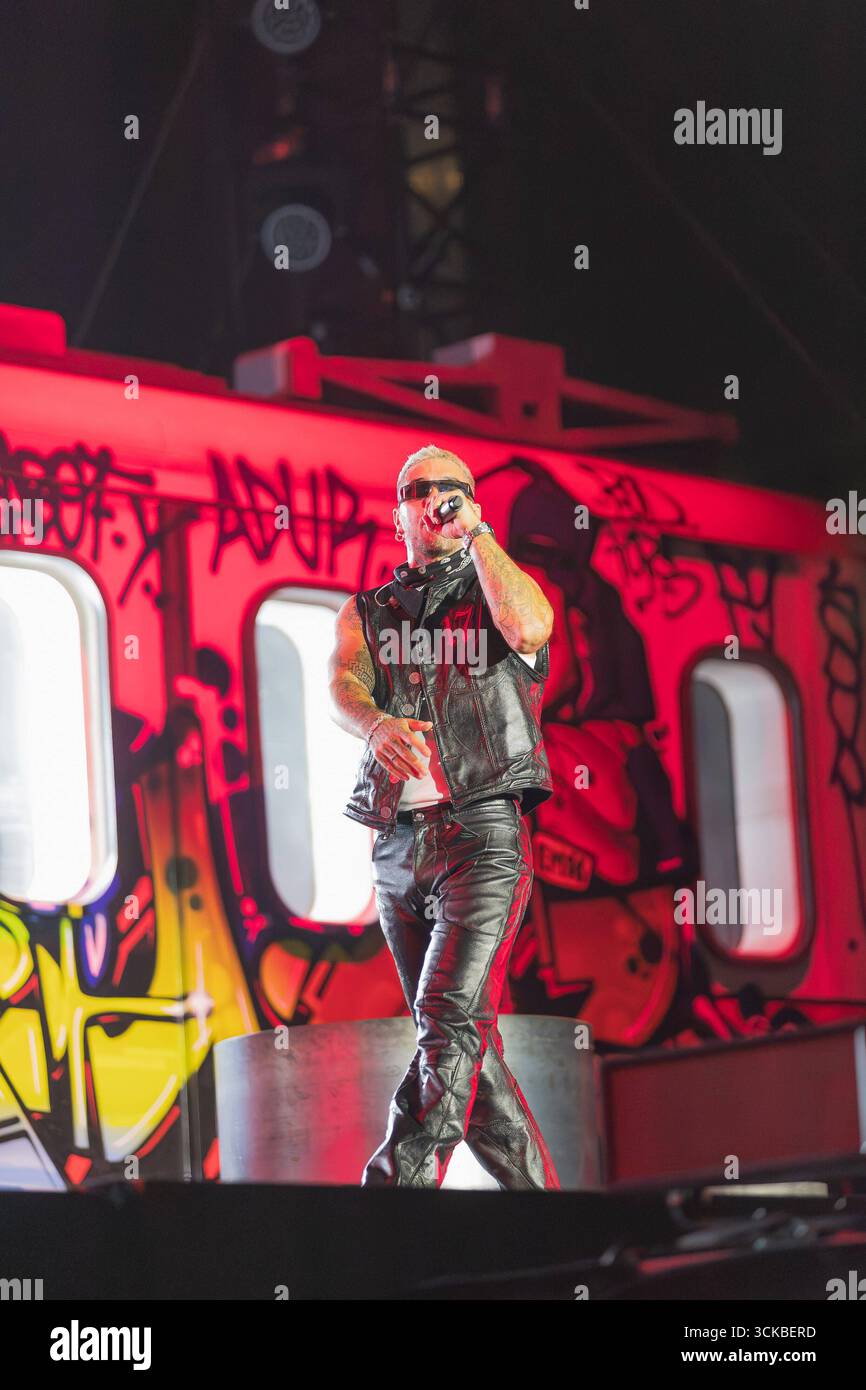 Music Concert - Emis Killa - EM16 Emis Killa Emiliano Rudolf Giambelli ...