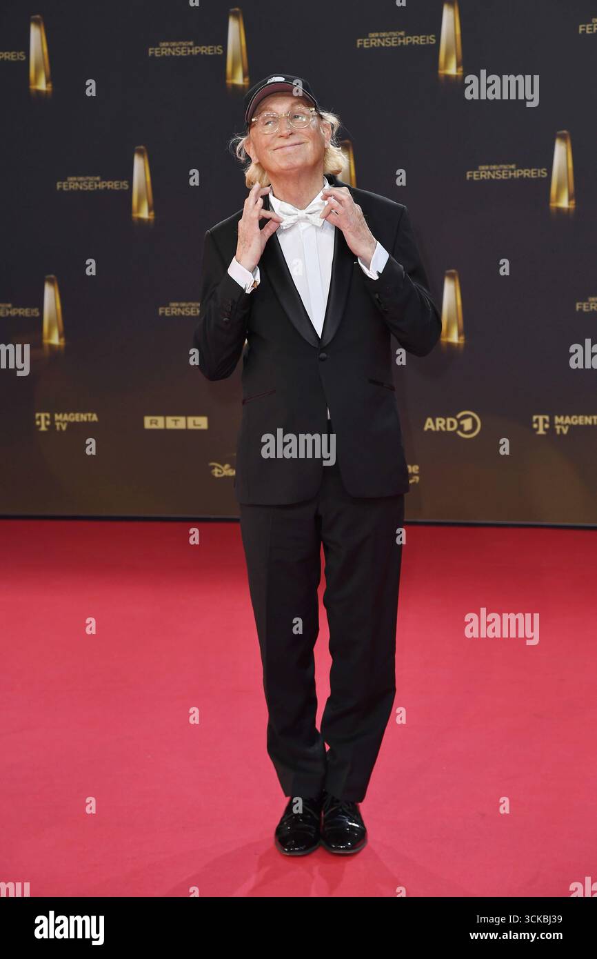 Otto Waalkes bei der Ankunft zu der Verleihung des Deutschen ...