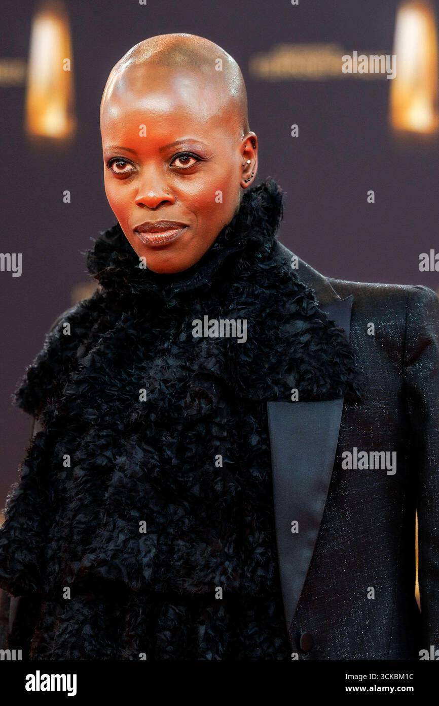 abb Florence Kasumba zu Gast auf dem roten Teppich bei der Verleihung ...