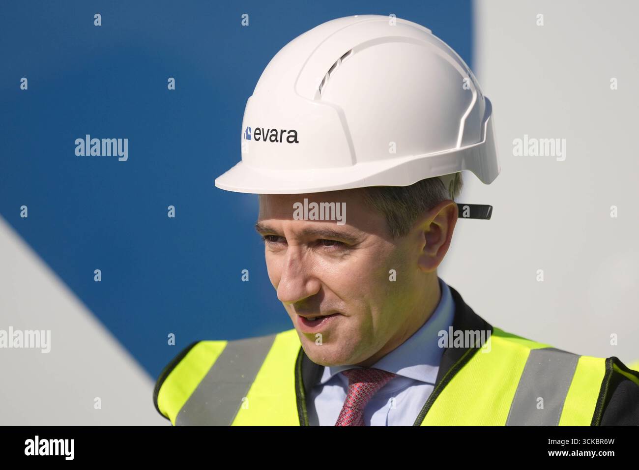 Tanaiste Simon Harris takes part in a sod turning for a 395-unit ...
