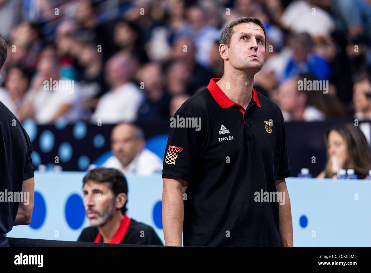Alex Mumbru (Bundestrainer Deutschland) im Hintergrund, Alan ...