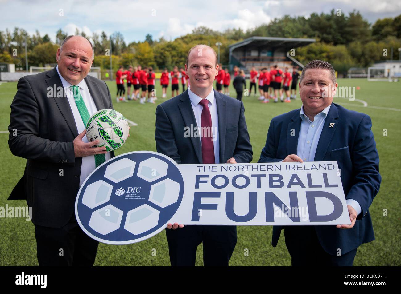 Communities Minister Gordon Lyons (centre) with Irish Football ...