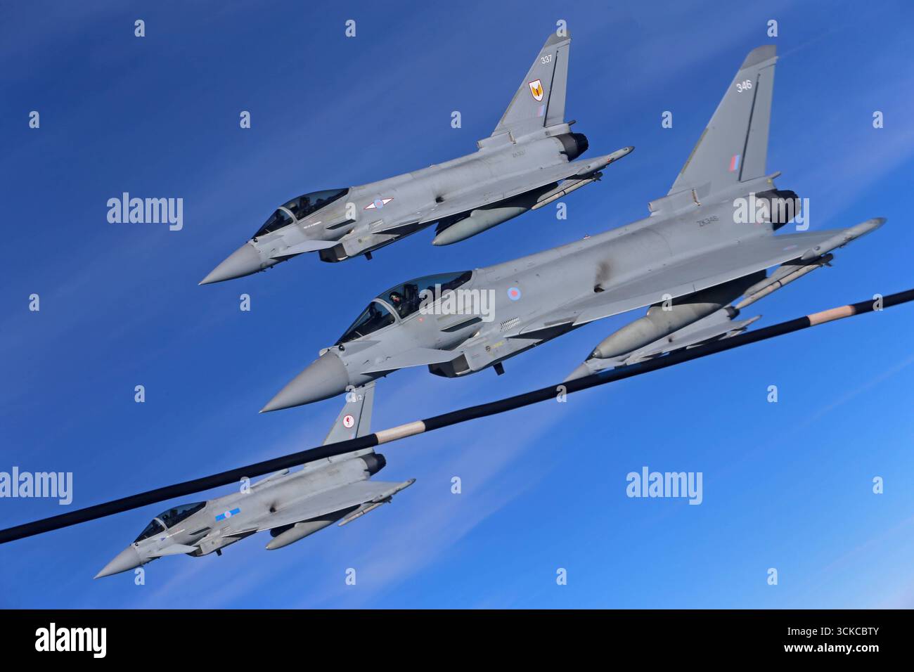 Vier Kampfflugzeuge der britischen Luftwaffe Royal Air Force RAF vom ...