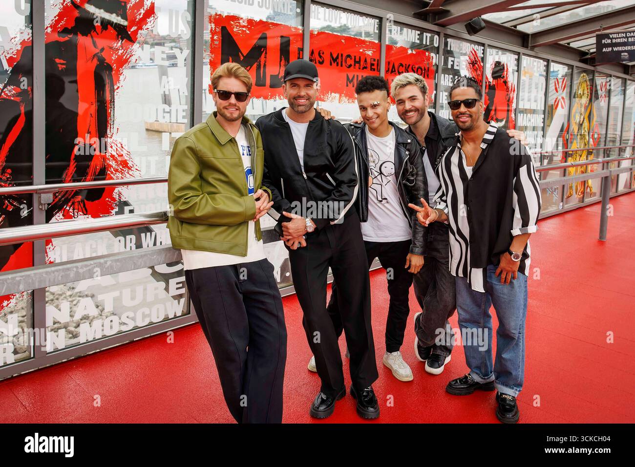 mmc Dennis Dnice Somuah, Jay Khan, Prince Damien, Joel de Tombe und ...