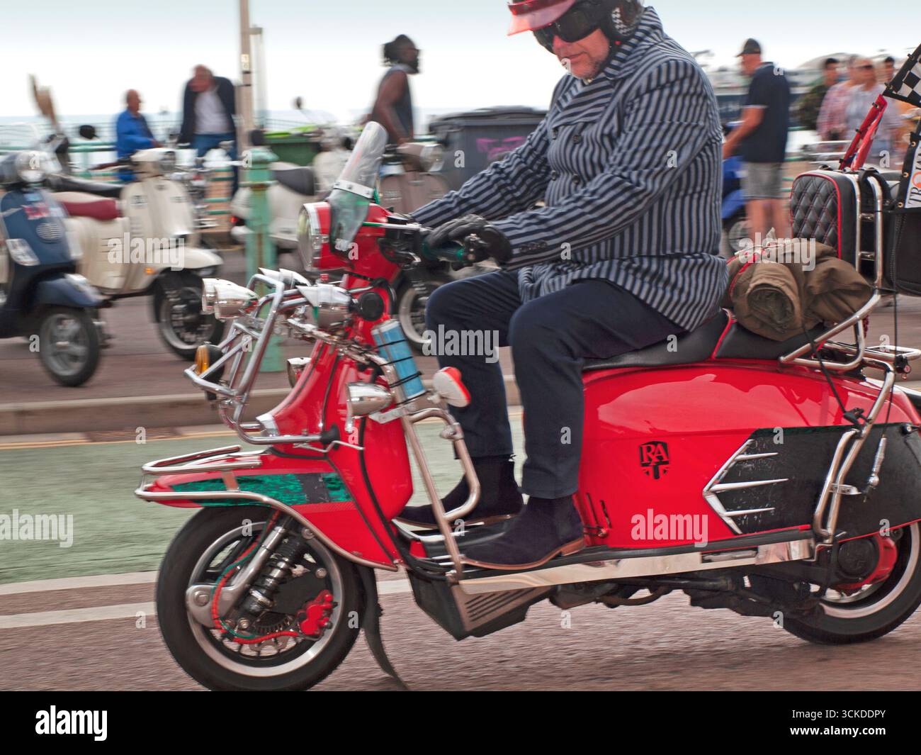 The weekender 2025 hi-res stock photography and images - Alamy