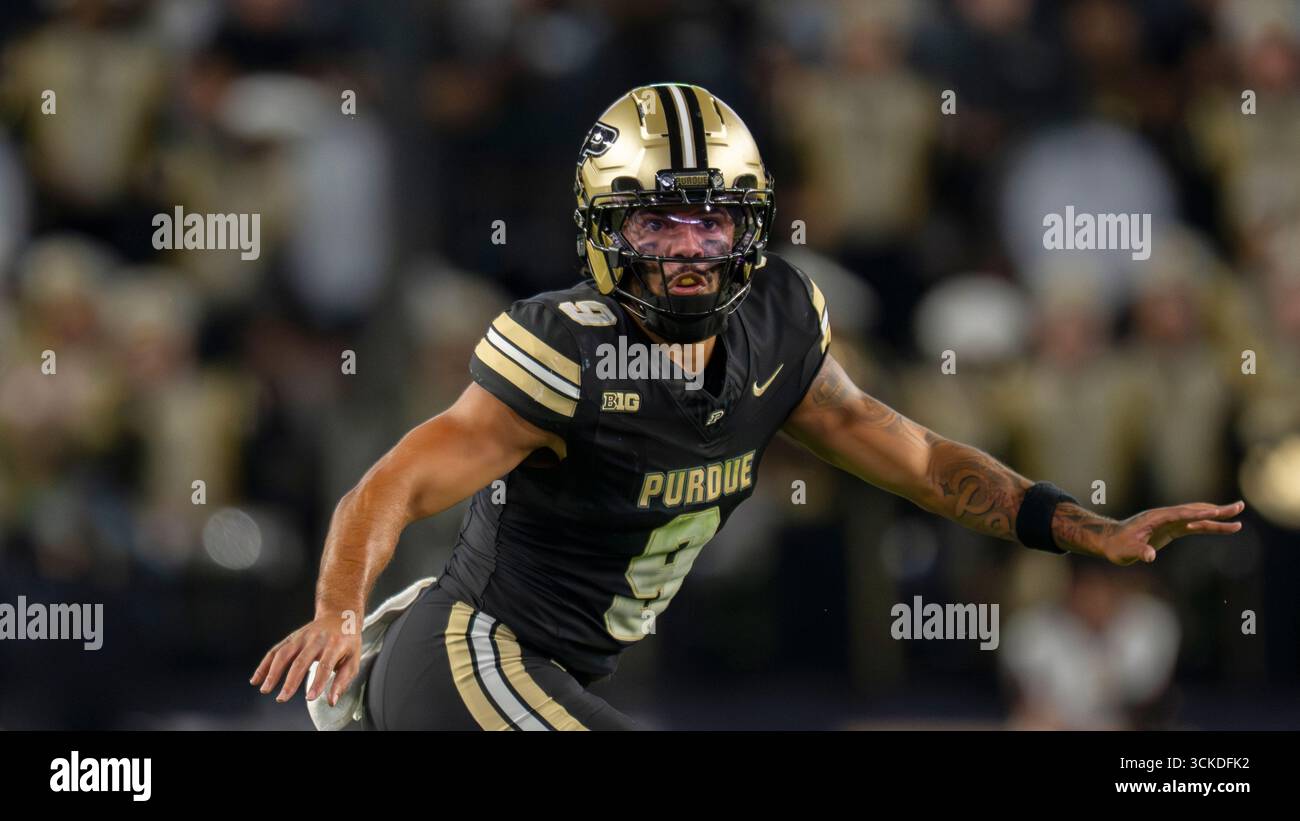 Purdue defensive back Myles Slusher (9) during an NCAA football game on ...