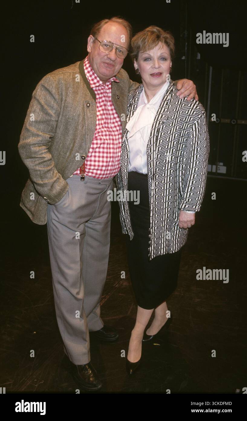 PER GRUND N Swedish singer and actor spent substantial part of his ...