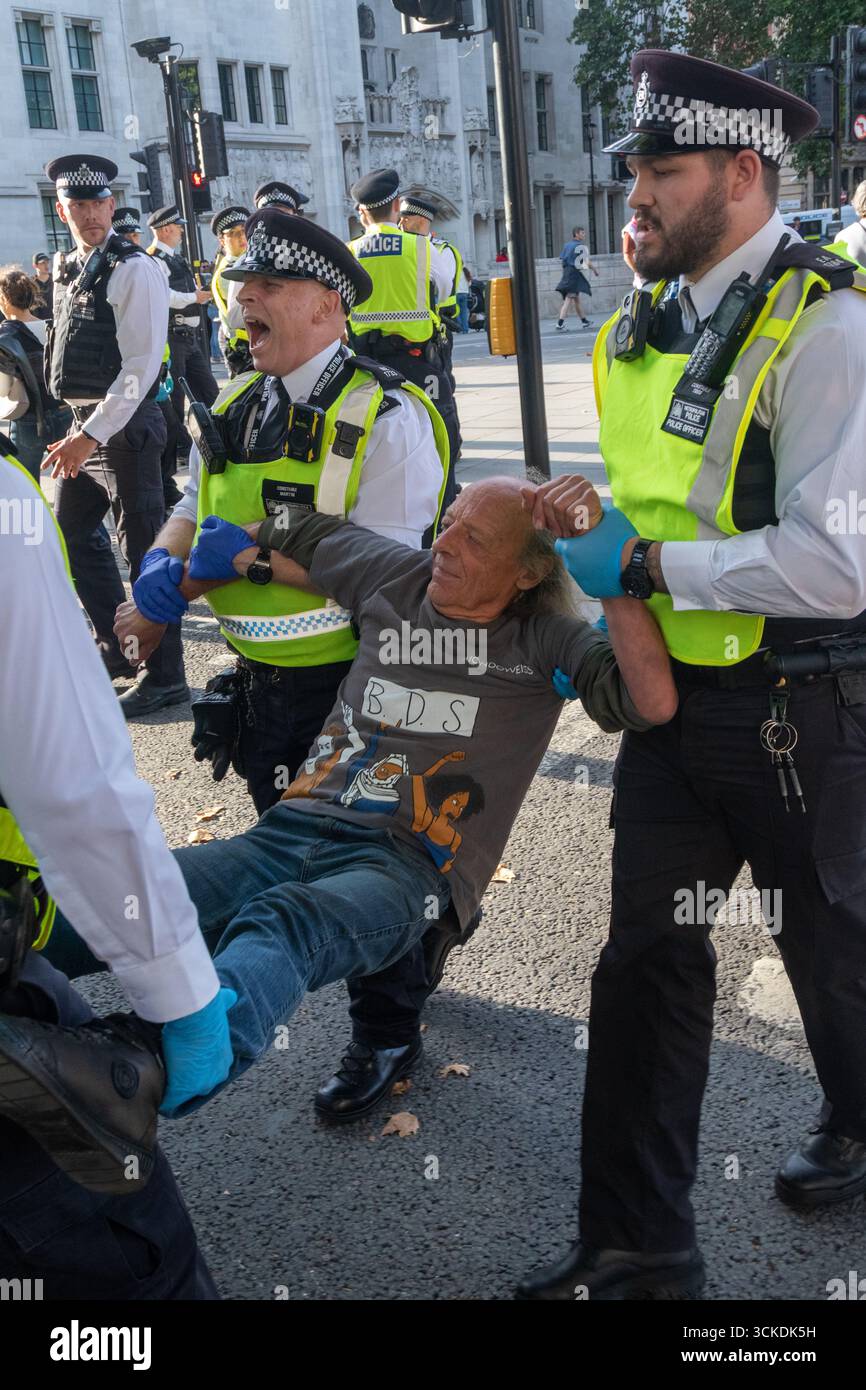 Protester arrested uk gaza hi-res stock photography and images - Alamy