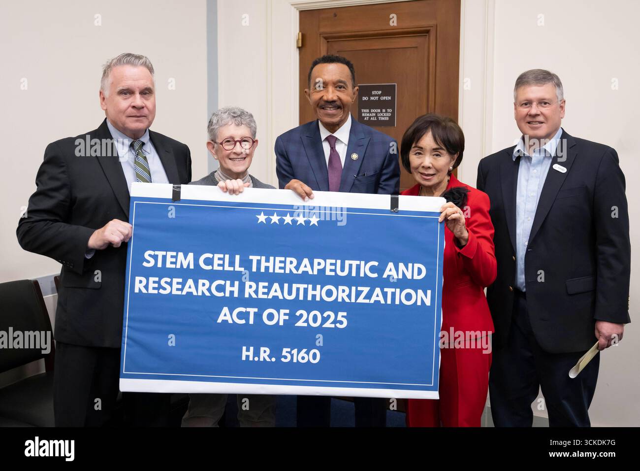 IMAGE DISTRIBUTED FOR NMDP - Representatives Chris Smith (R-NJ), Doris ...