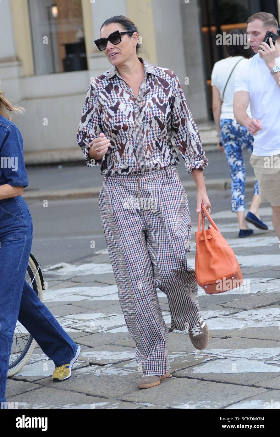 Milan, Alena Seredova strolls through the streets of the city center ...