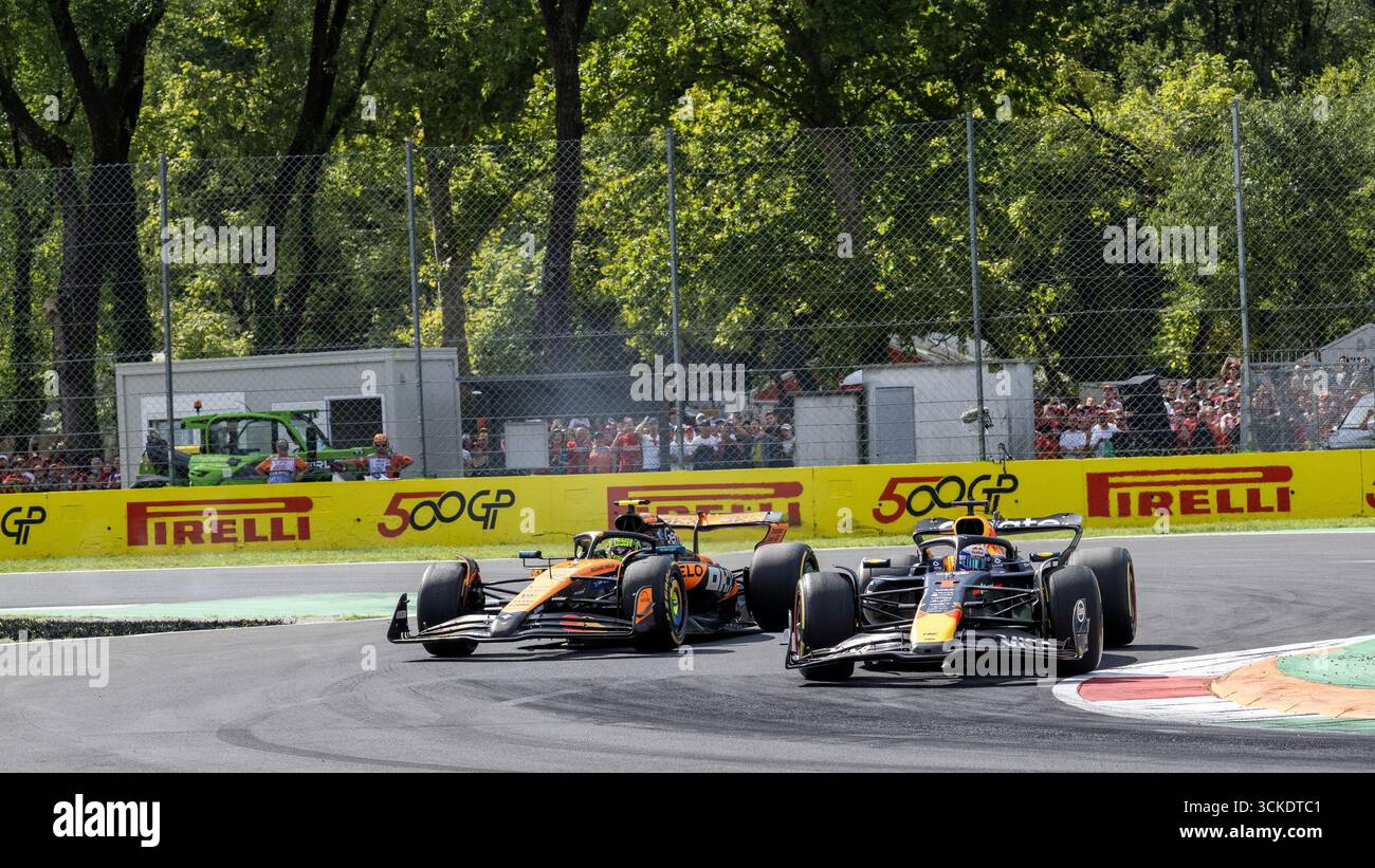 N°1 Max Verstappen NDL Oracle Red Bull Racing Vs. Norris during Pirelli ...