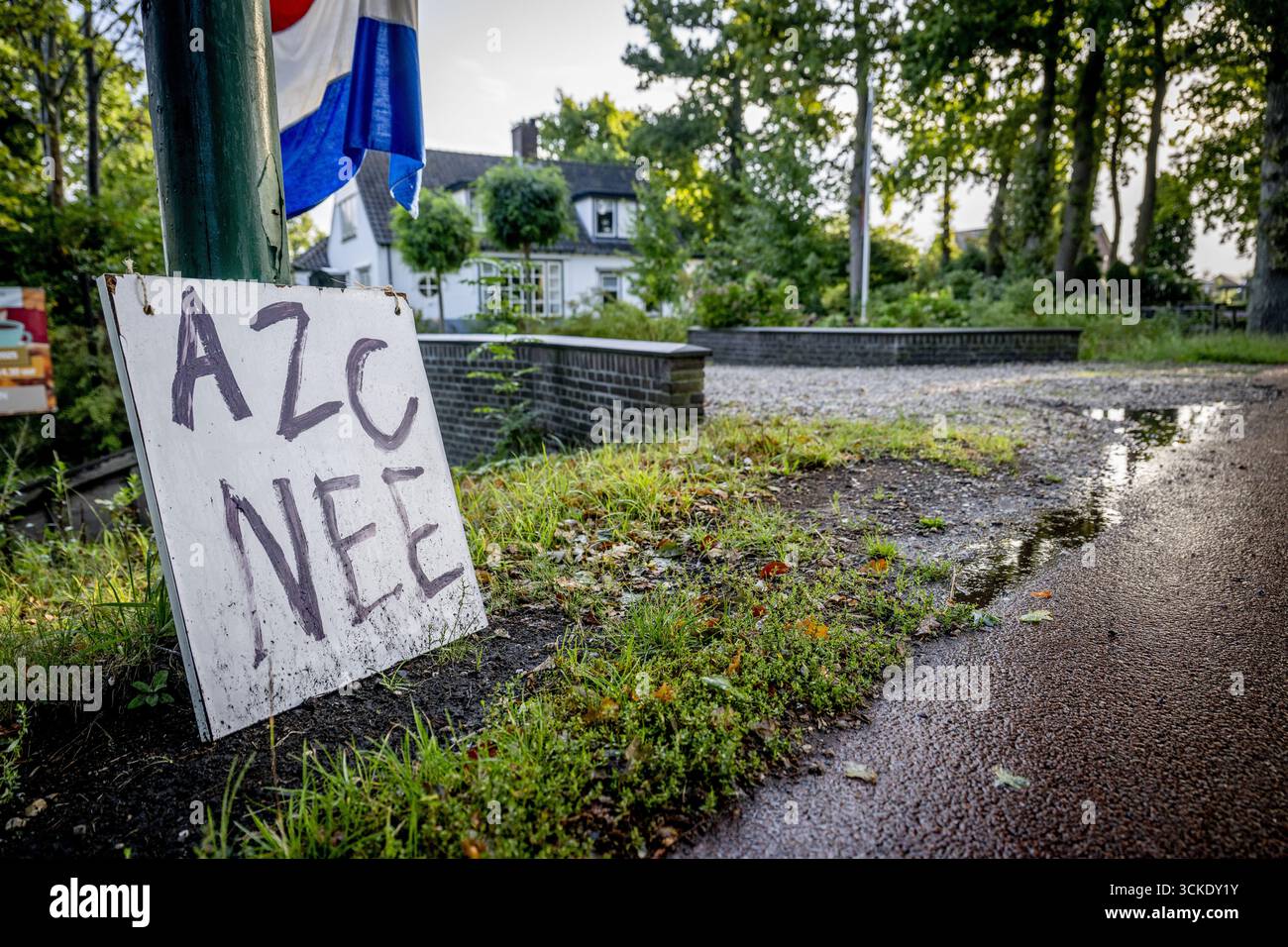 MAARTENSDIJK - Demonstration signs against the arrival of an asylum ...