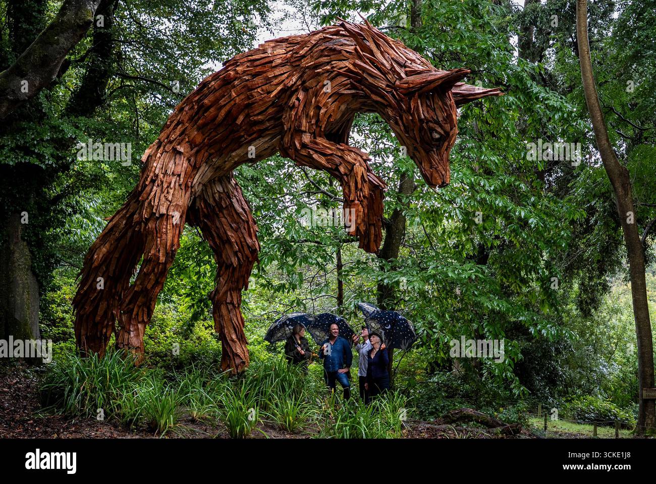 Lowarnes, a six-metre tall sculpture of a leaping fox made from ...