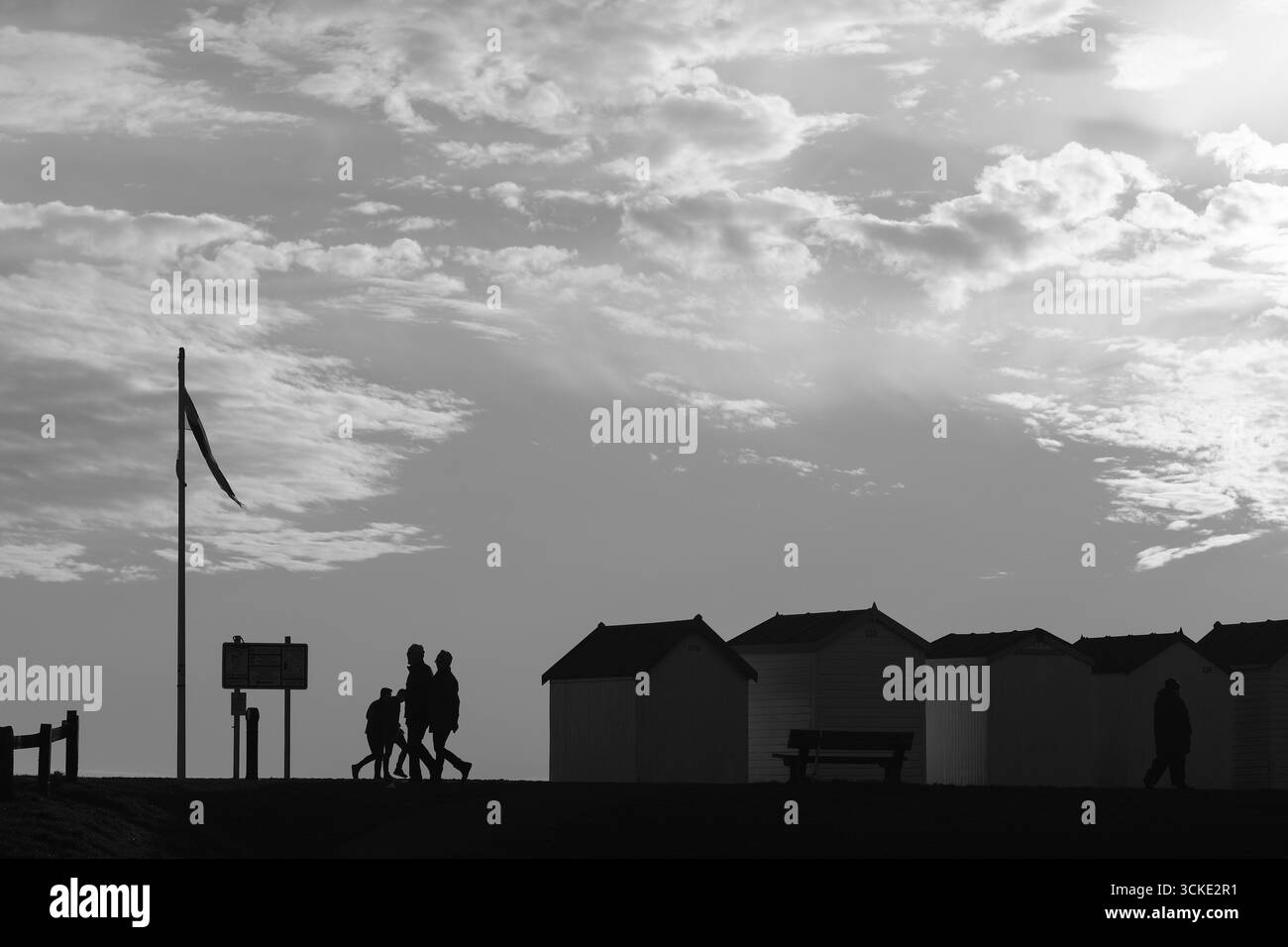 WORTHING SEASIDE TOWN WEST SUSSEX BEACH HUTS CHALETS PIER Stock Photo ...