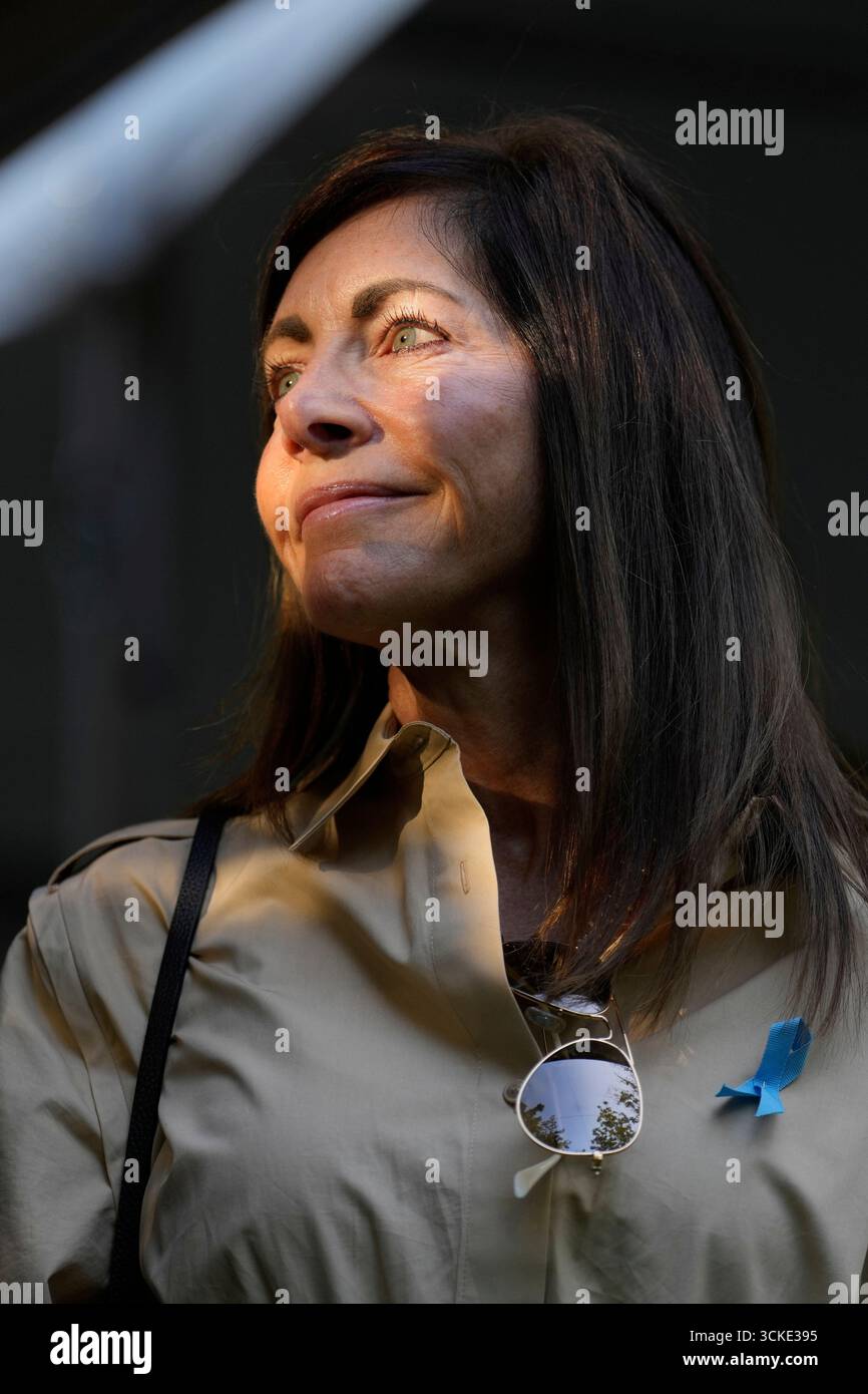 First Lady of New Jersey Tammy Murphy participates in a ceremony ...