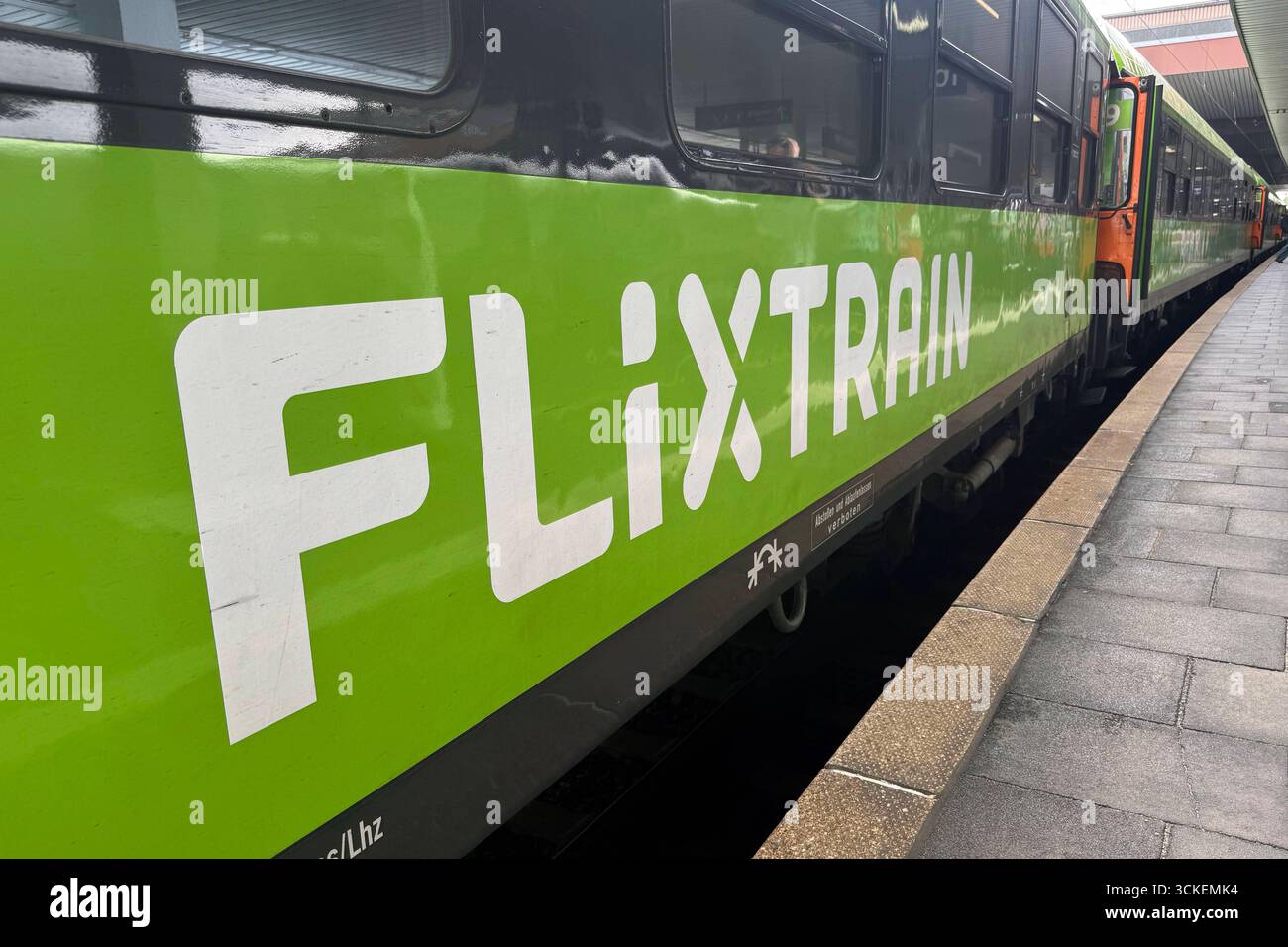 FlixTrain, Zug. Die Flixtrain GmbH ist ein Eisenbahnverkehrsunternehmen ...