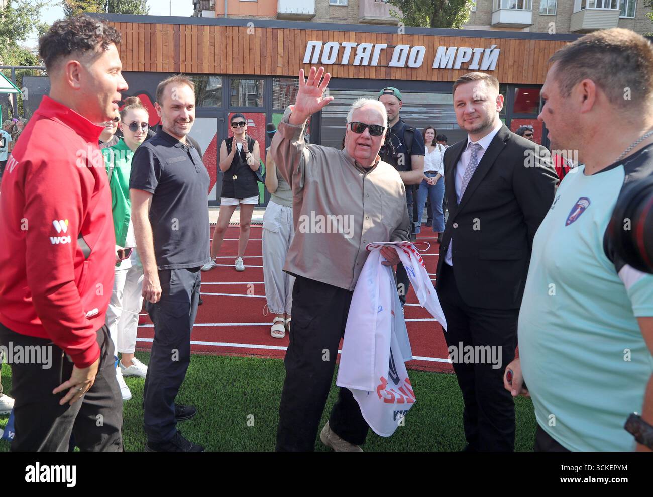 Financial management personnel from hi-res stock photography and images ...