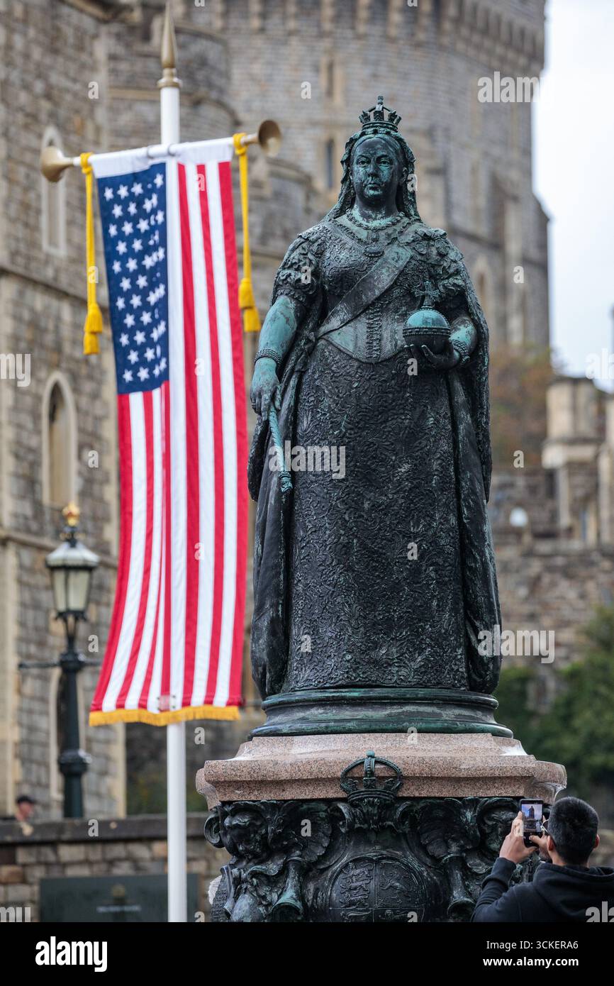 Windsor, UK. 11th September, 2025. A Stars and Stripes flag is ...