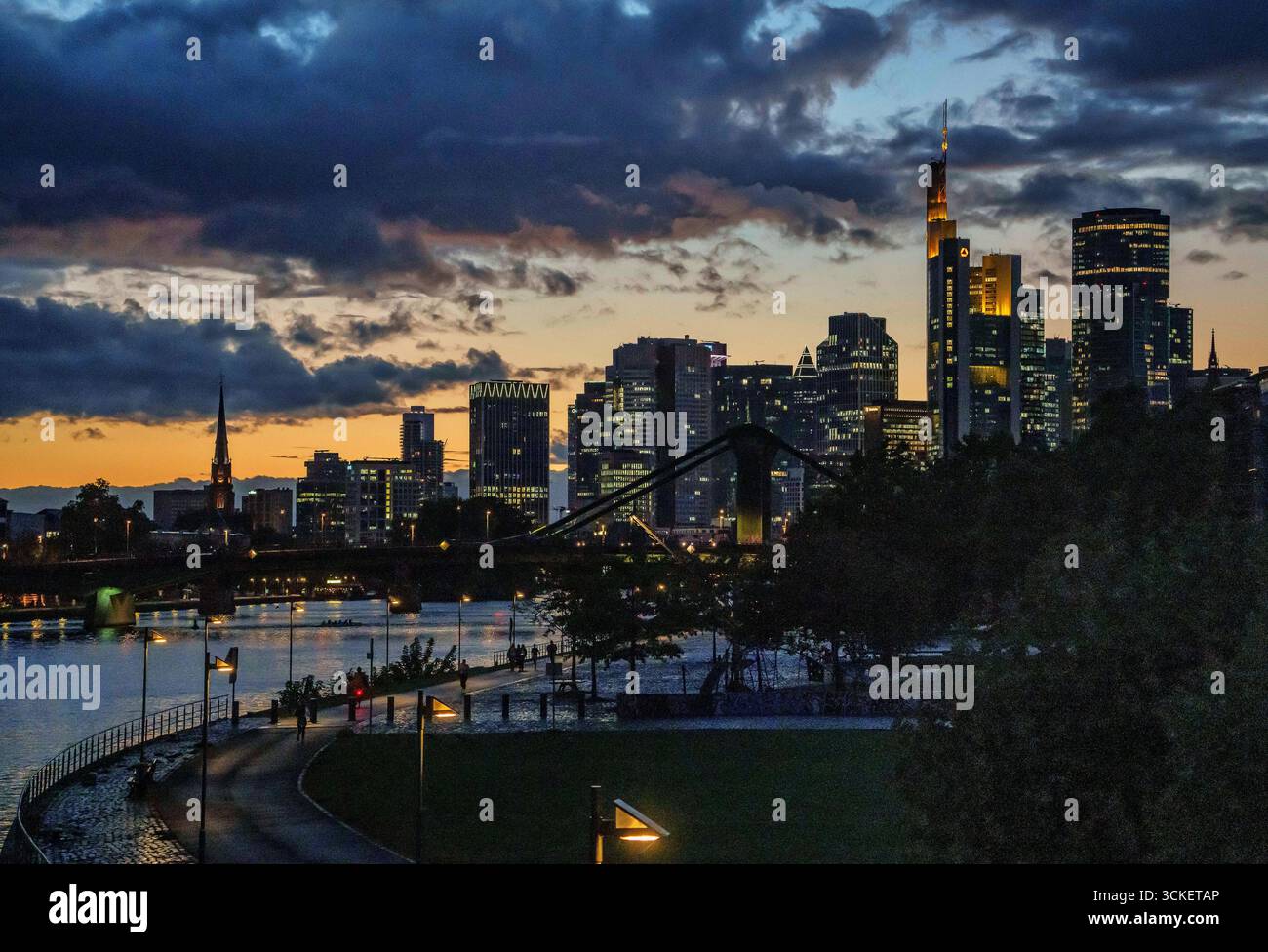 11 September 2025, Hesse, Frankfurt/Main: A rain front passes over the ...