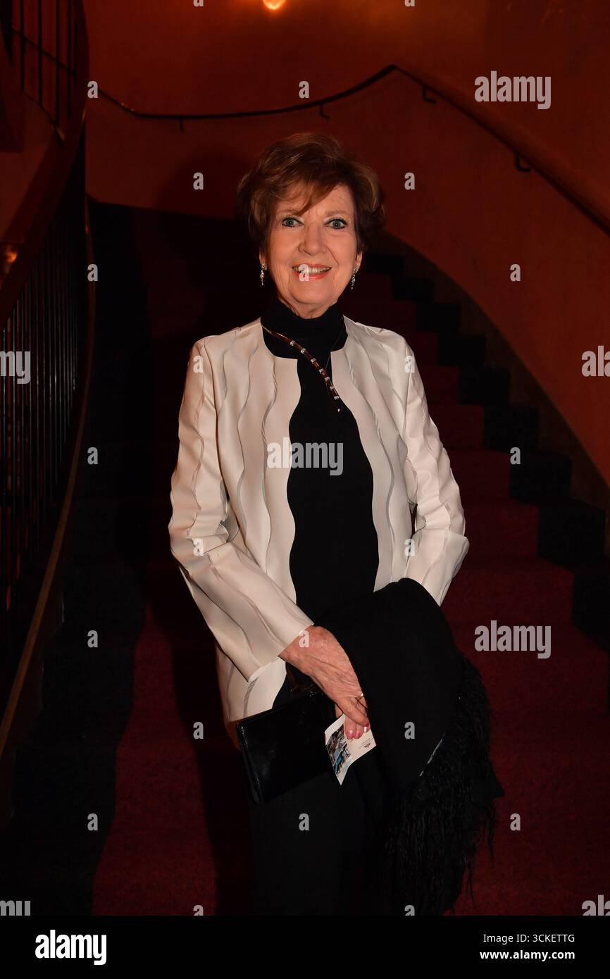 Achtsam morden hi-res stock photography and images - Alamy