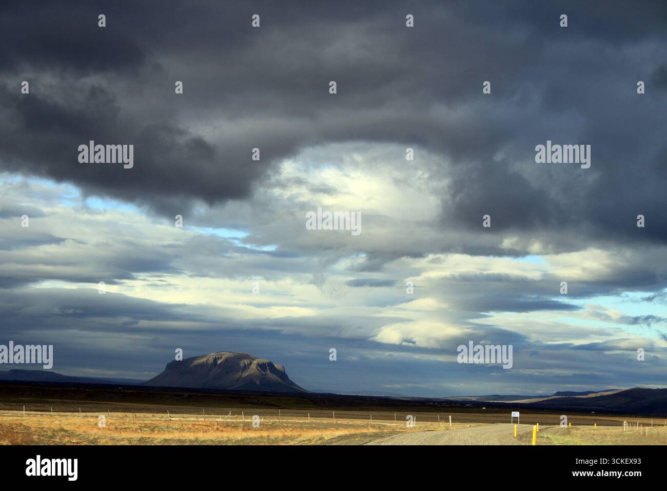 Dramatic landscape with Mount Herðubreið, the iconic flat-topped ...