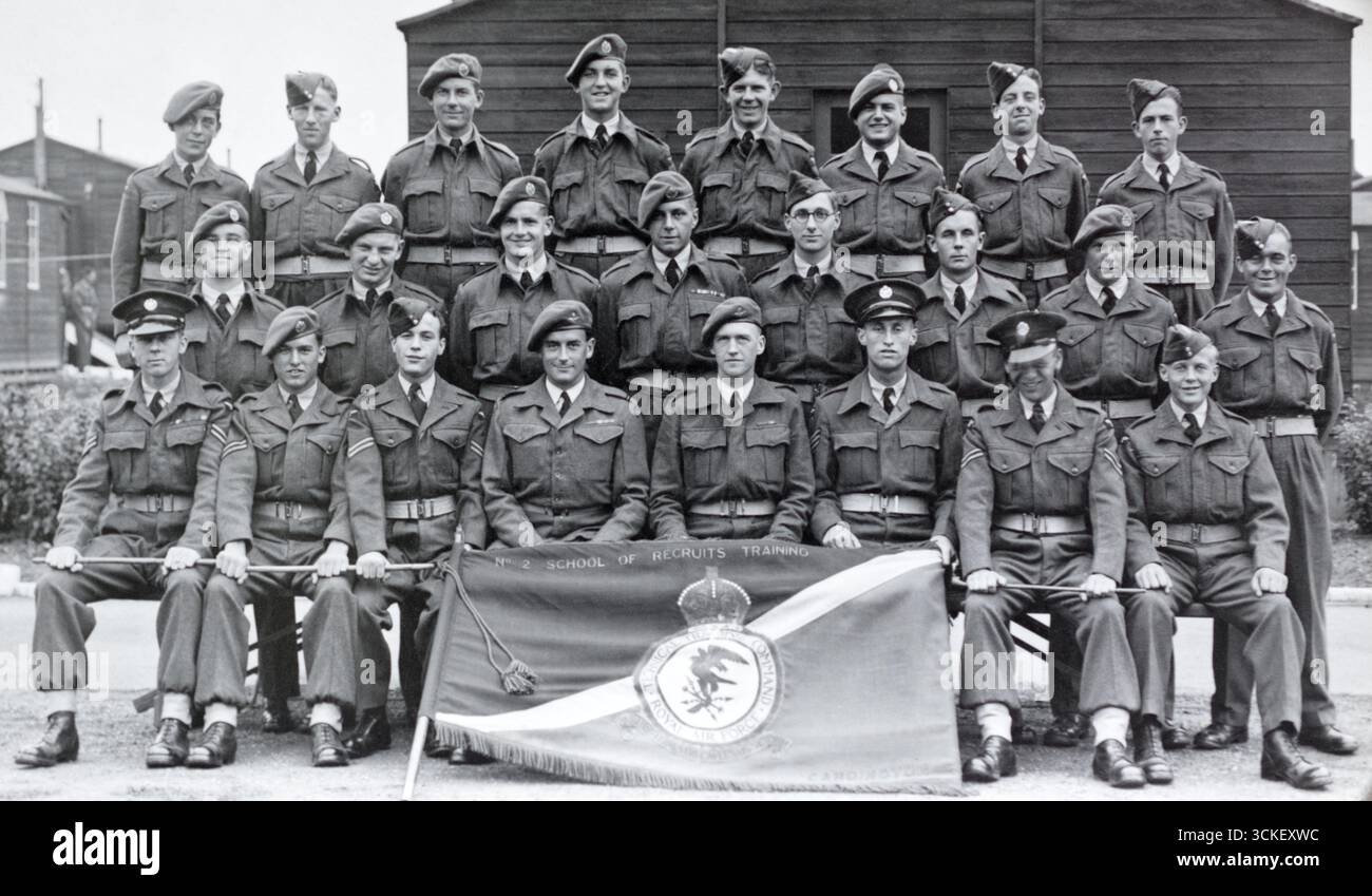 No 2 school of recruit training hi-res stock photography and images - Alamy