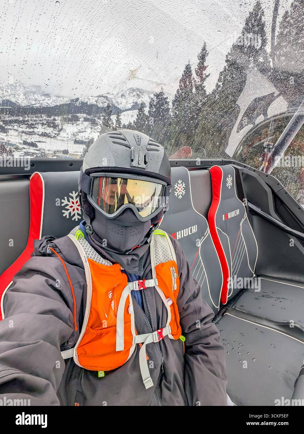 Ski resort snowboarder ride on hi-res stock photography and images - Alamy