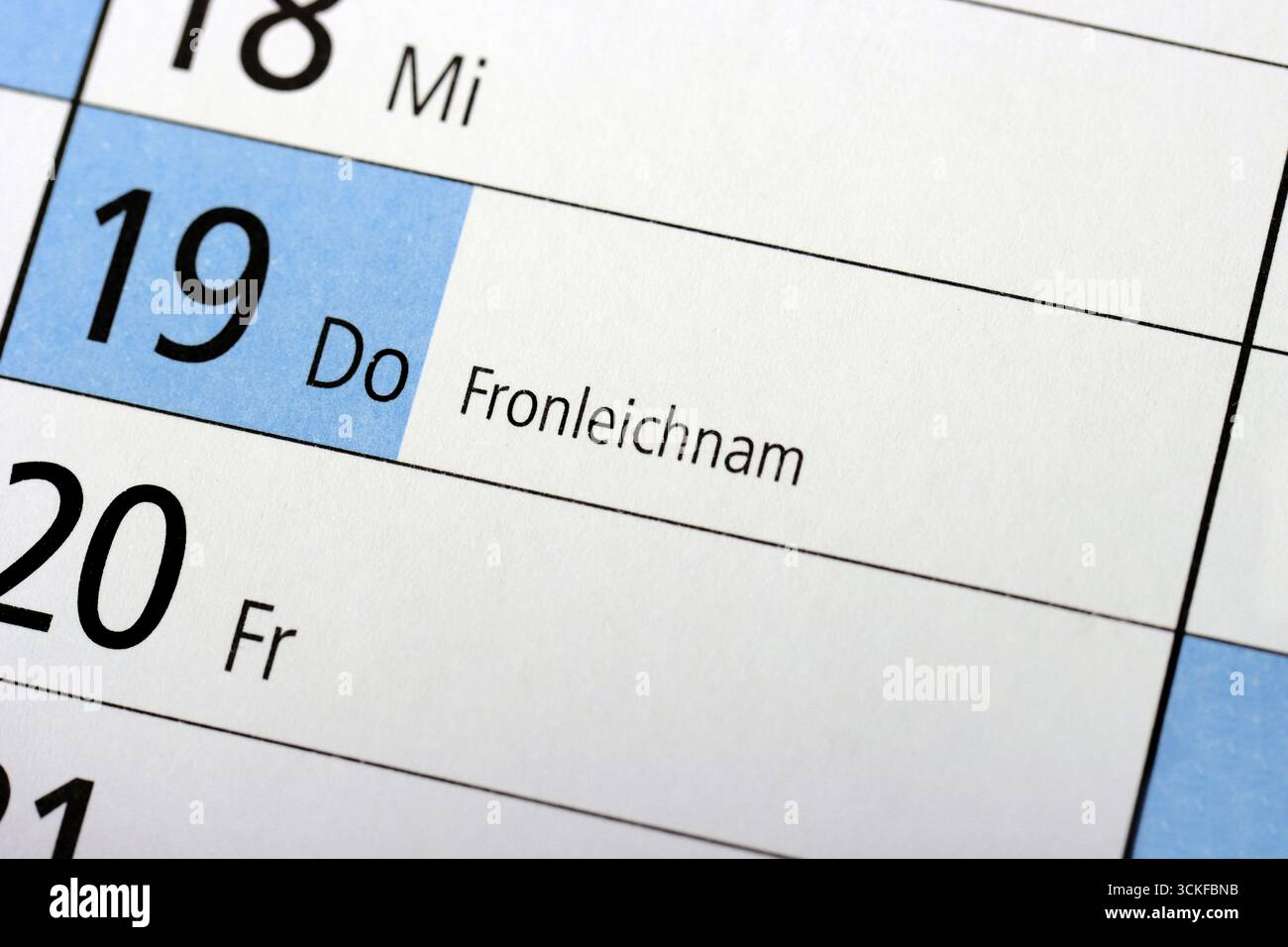Thursday 19 june 2025 hi-res stock photography and images - Alamy