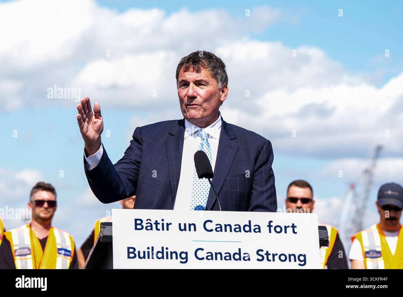 Dominic LeBlanc, ministre responsable du Commerce Canada-États-Unis ...