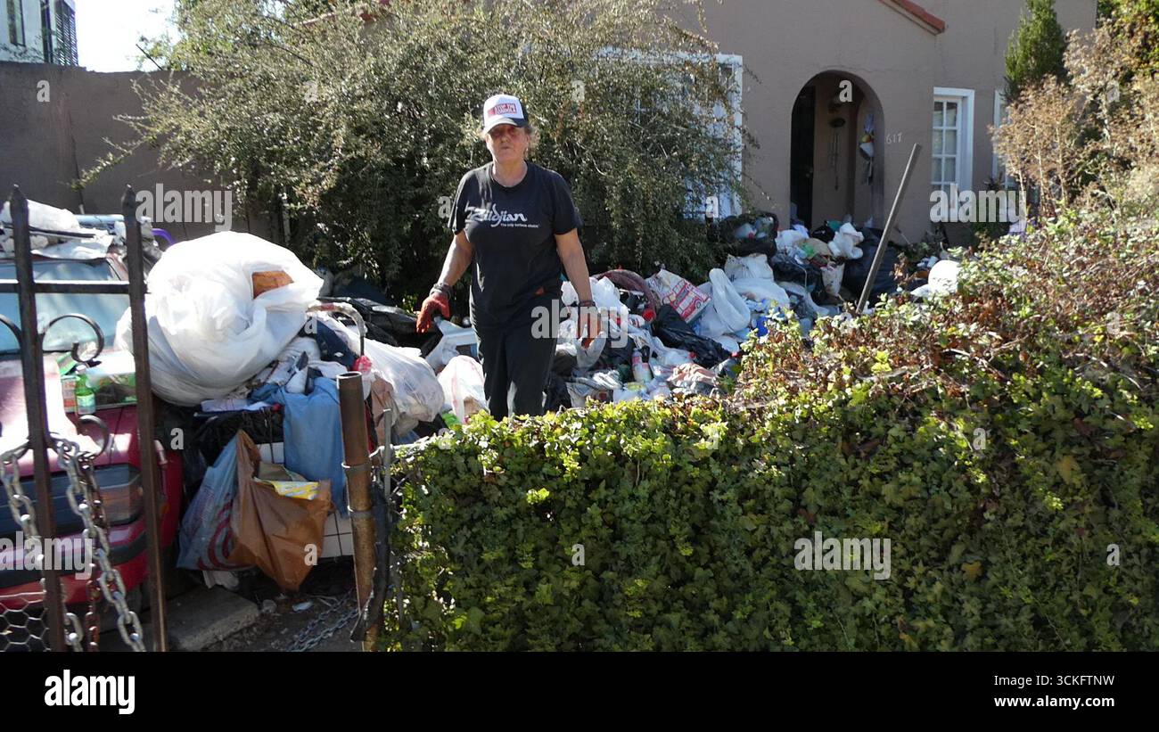 Hoarding removed hi-res stock photography and images - Alamy