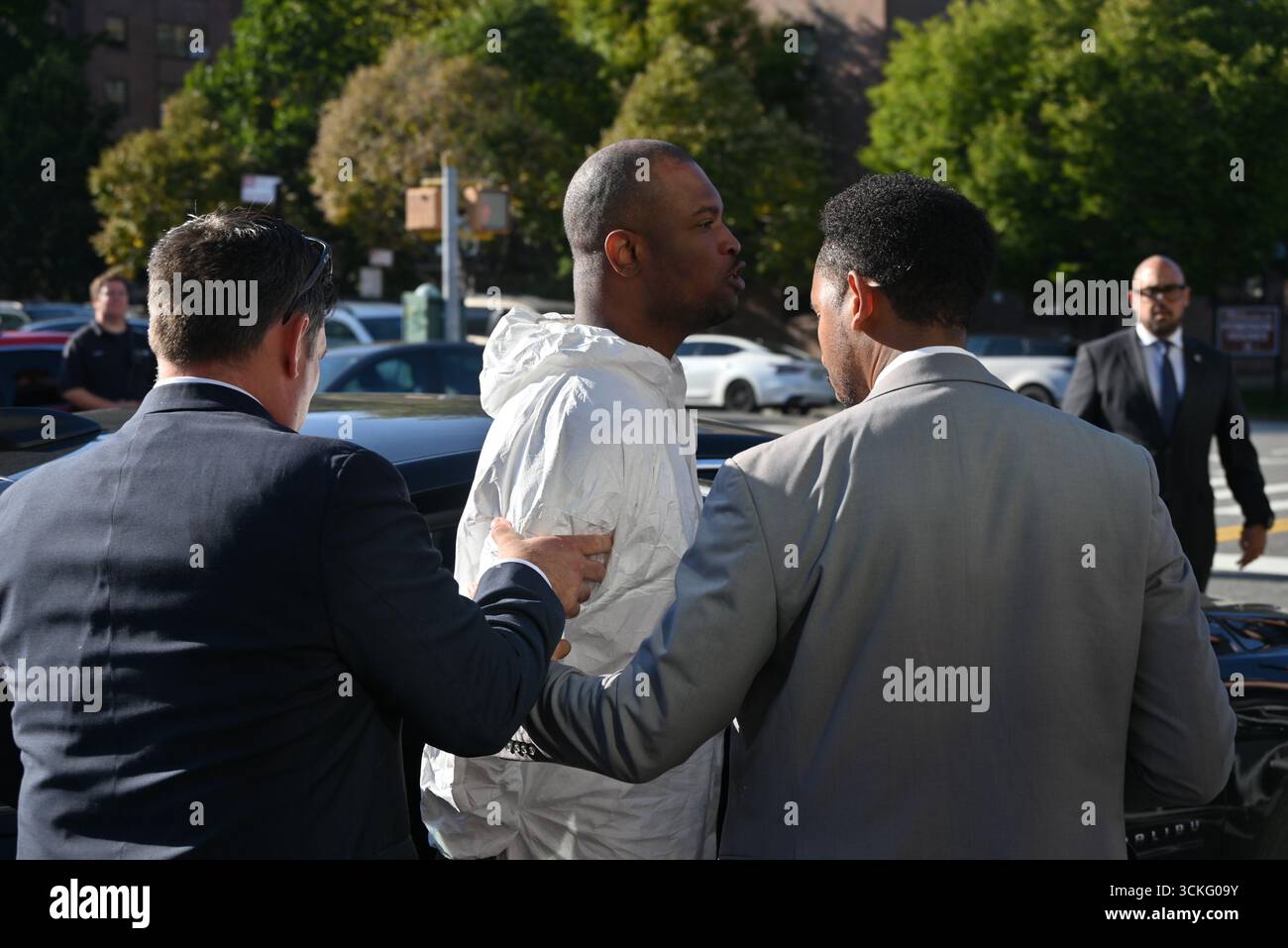 Queens, New York, Deer. 11th Sep, 2025. (new) police officials walk ...