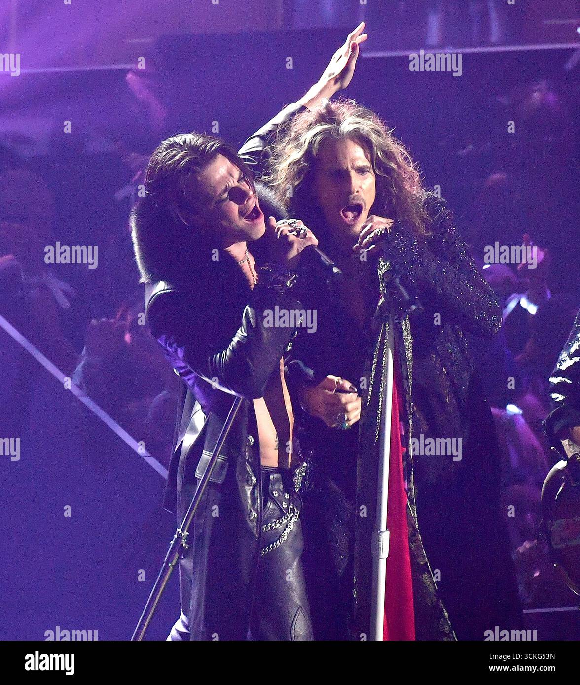 Steven Tyler and Joe Perry of Aerosmith perform during the Ozzy ...