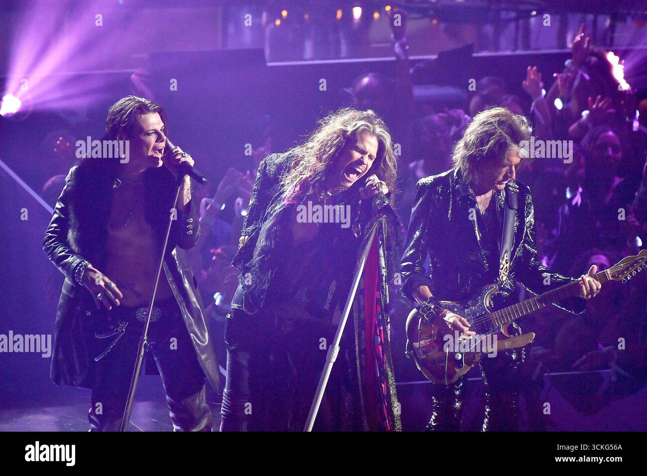 Yungblud, Steven Tyler, and Joe Perry perform Ozzy Osbourne tribute ...