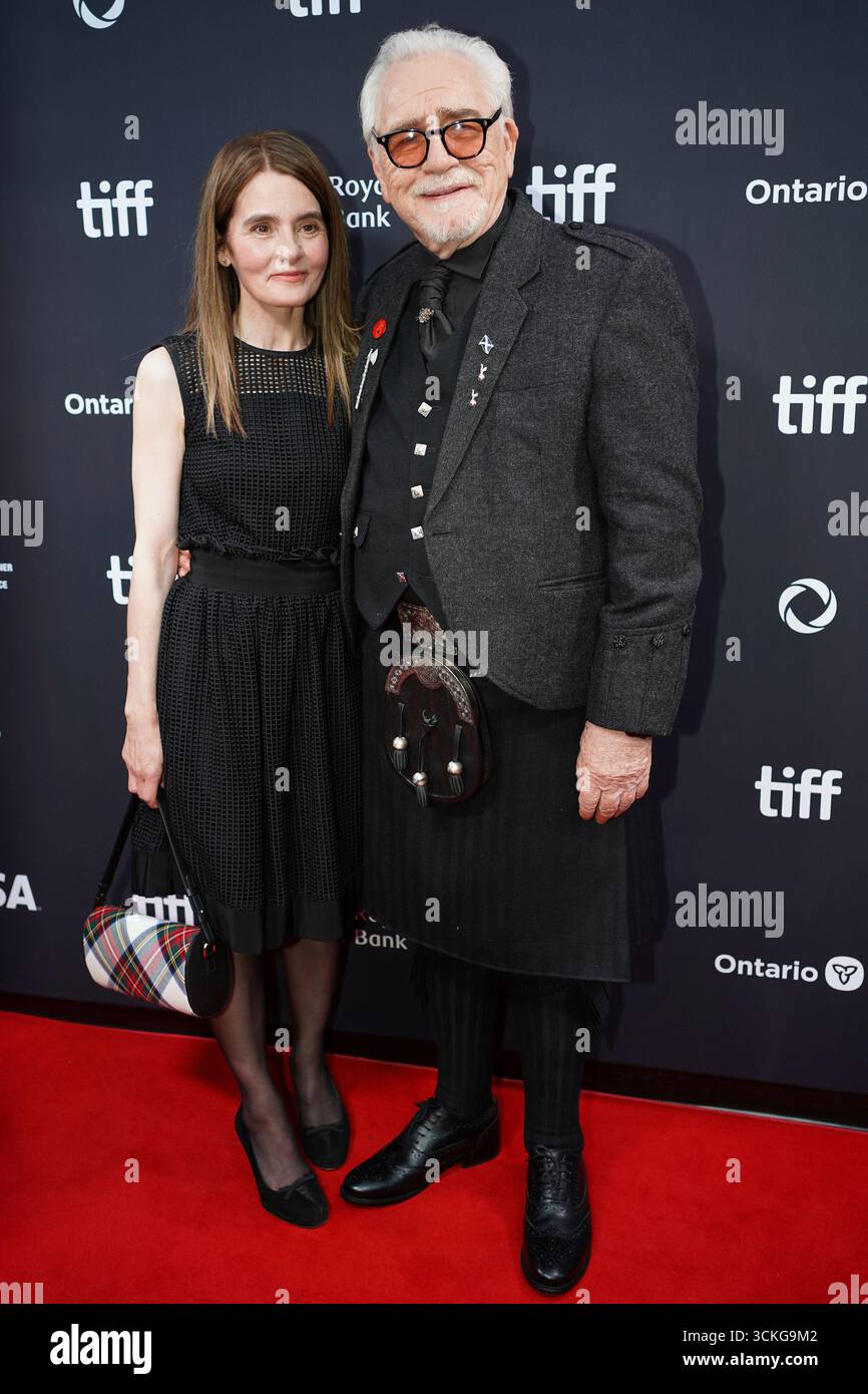 (L-R) Brian Cox and Shirley Henderson attend the red carpet for the ...