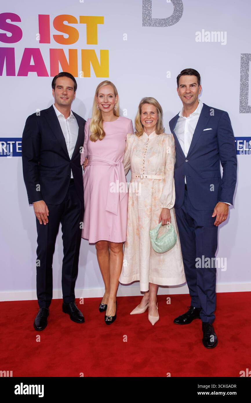 Red Carpet - Bertelsmann Party 2025 - Thomas Coesfeld, Marie-Josefien ...