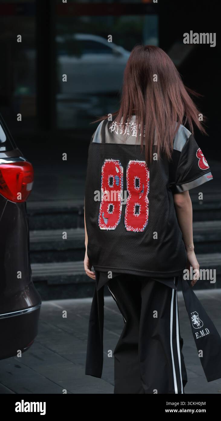 Chinese singer and actress Yuan Yiqi appears in Nanjing City, east ...