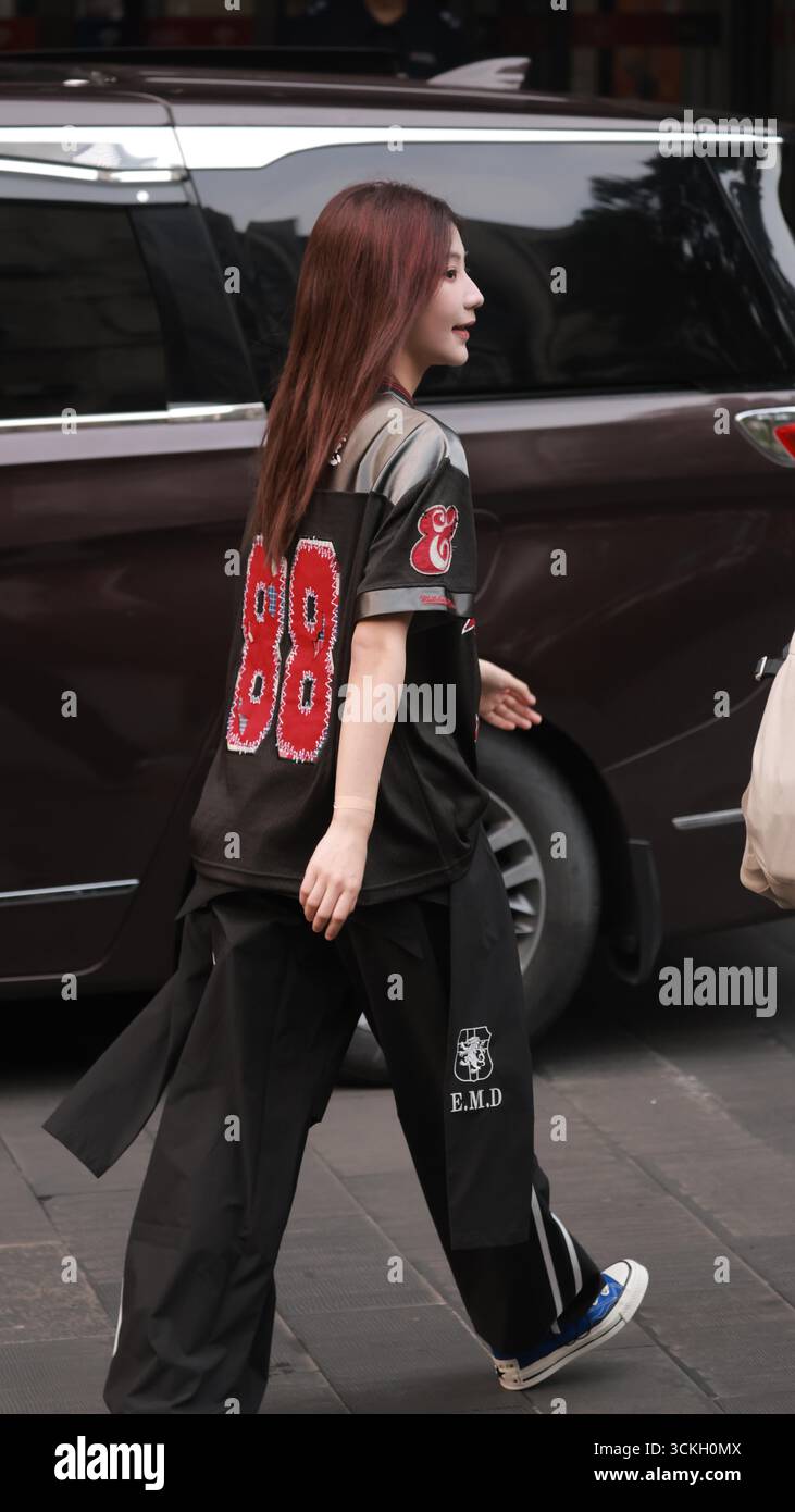 Chinese singer and actress Yuan Yiqi appears in Nanjing City, east ...