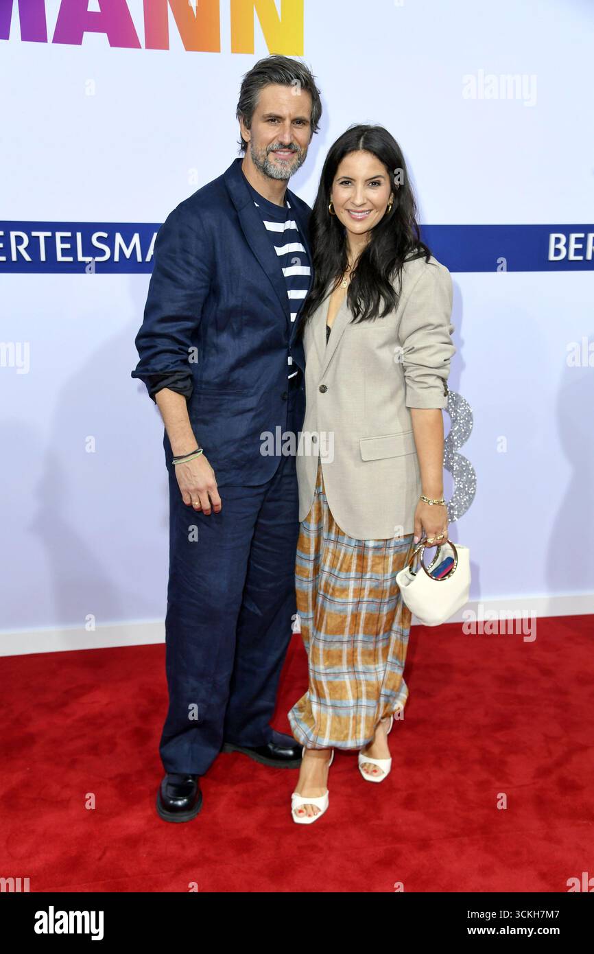 Tom Beck und Chryssanthi Kavazi bei der Bertelsmann Party am 11.09.2025 ...