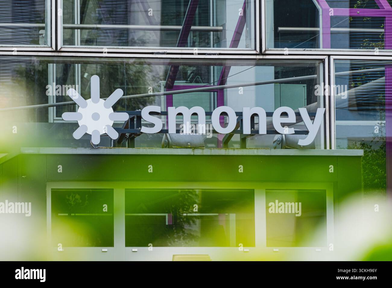 Smoney logo hi-res stock photography and images - Alamy