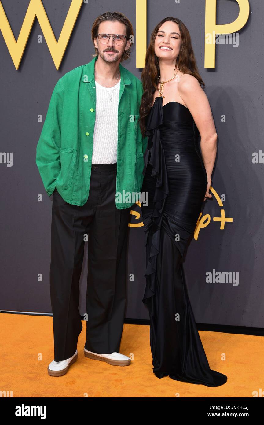 Dan Stevens und Lilly James bei der Premiere des Disney+ Films 'Swiped ...