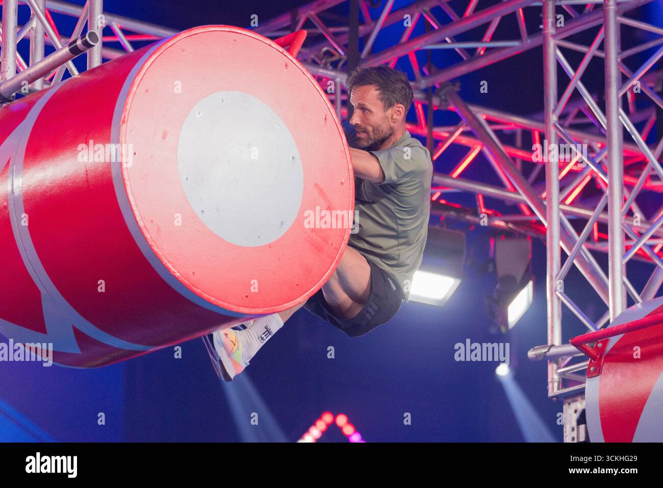 PRODUCTION - 24 June 2025, North Rhine-Westphalia, Cologne: Sven ...