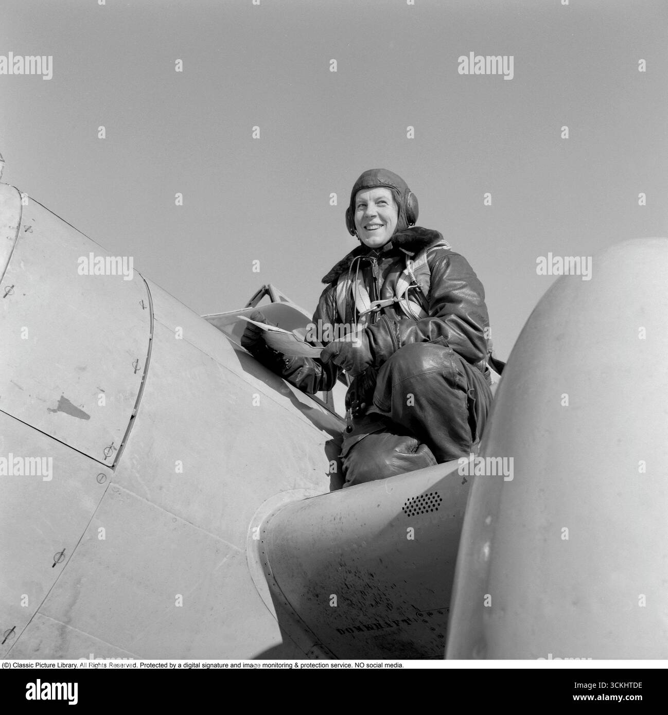 Birgit Thüring: Pioneering Swedish Aviator. In this image from 1958 ...
