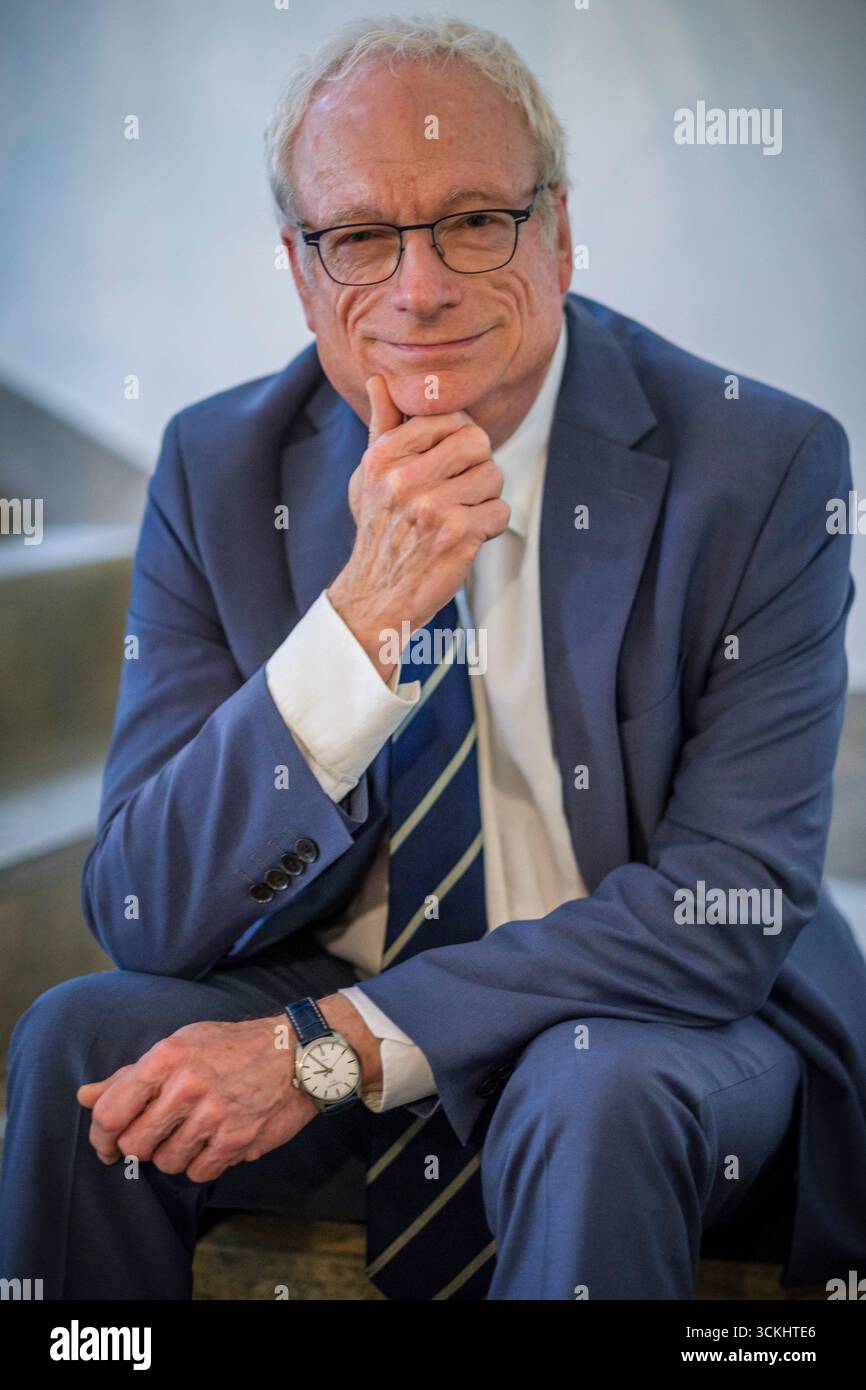 The Rt Hon Lord Smith of Finsbury PC MA PhD. Chancellor of Cambridge ...