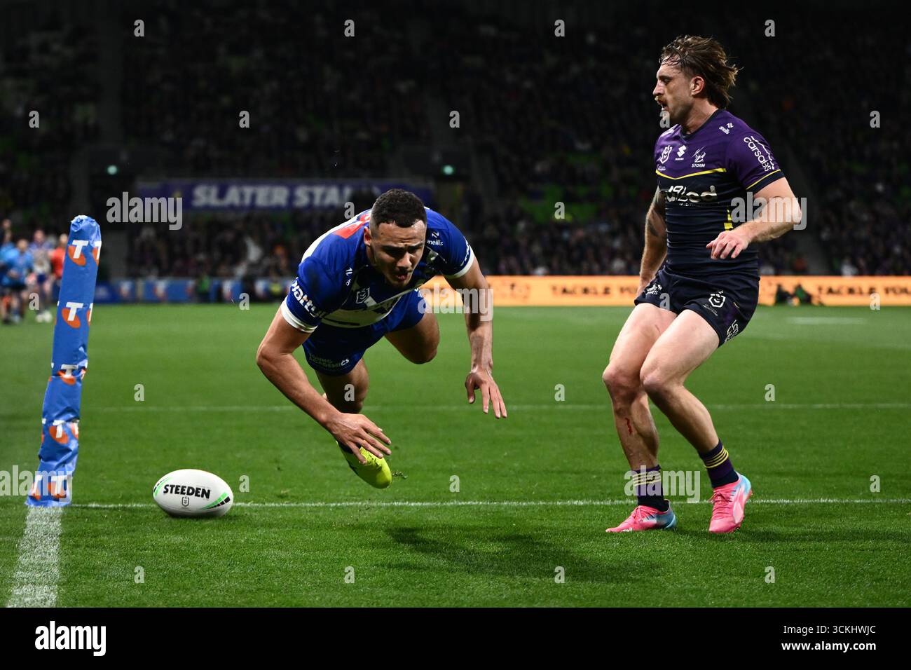 Jacob Kiraz of the Bulldogs scores a try during the NRL Qualifying ...