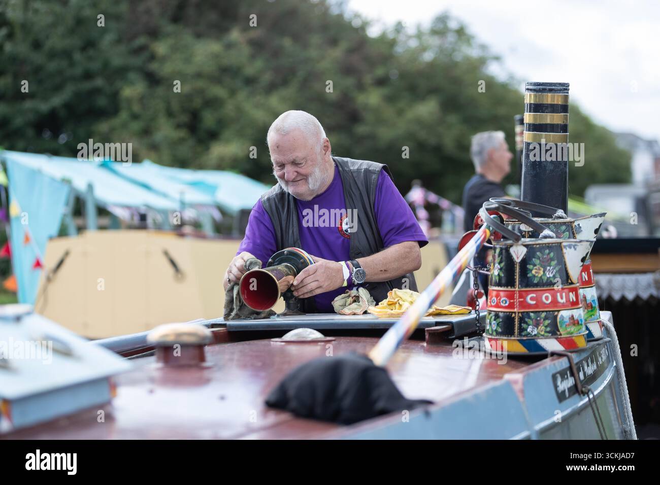 Dudley, West Midlands, UK. 12th September, 2025. Canal boatman Ivor ...