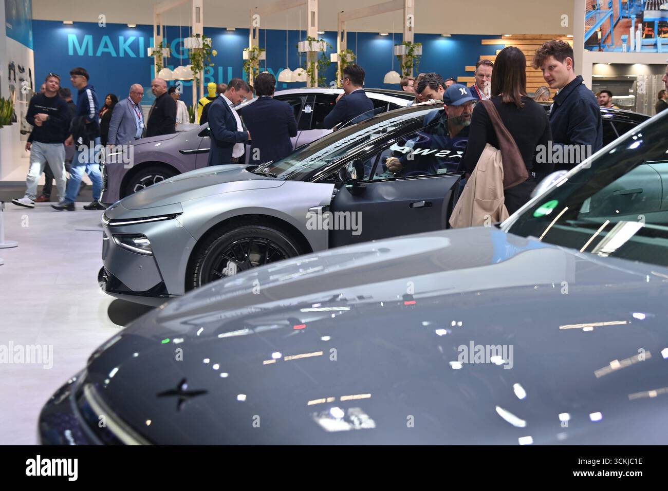 Stand von XPENG, chinesischer Autobauer,Automarke,Hersteller, IAA ...