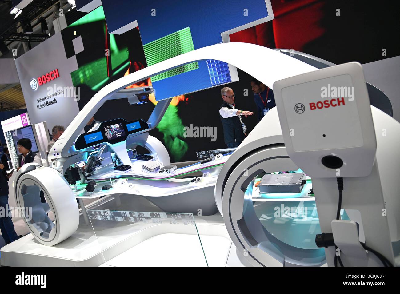 Stand vom Auto Zulieferer Bosch. IAA Mobility 2025 in der Messe ...