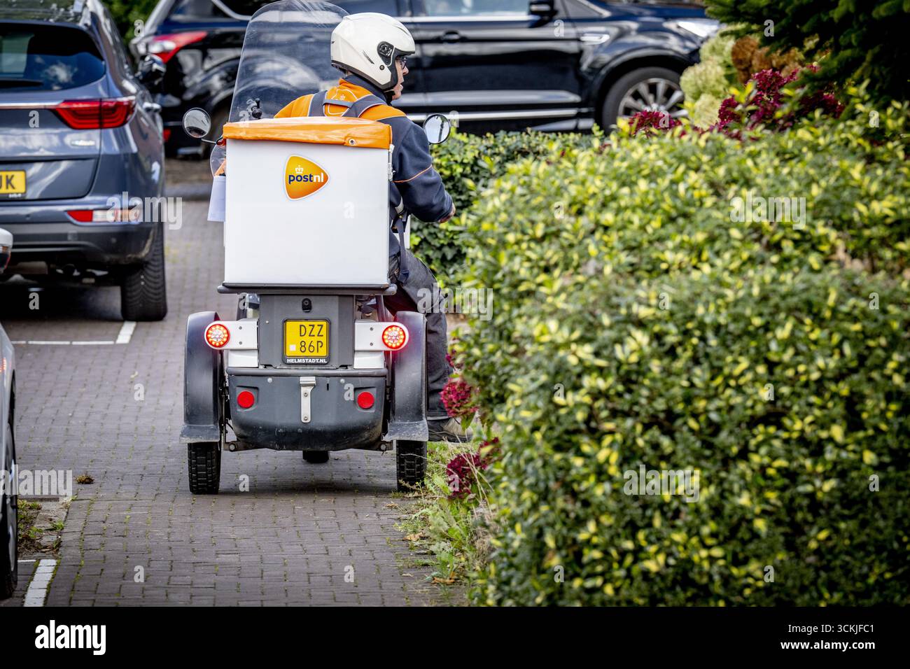GROESBEEK - A postal nl postman ANP /HOLLANDSE HOOGTE /ROBIN UTRECHT ...