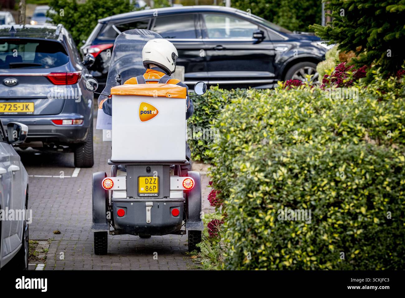 GROESBEEK - A postal nl postman ANP /HOLLANDSE HOOGTE /ROBIN UTRECHT ...