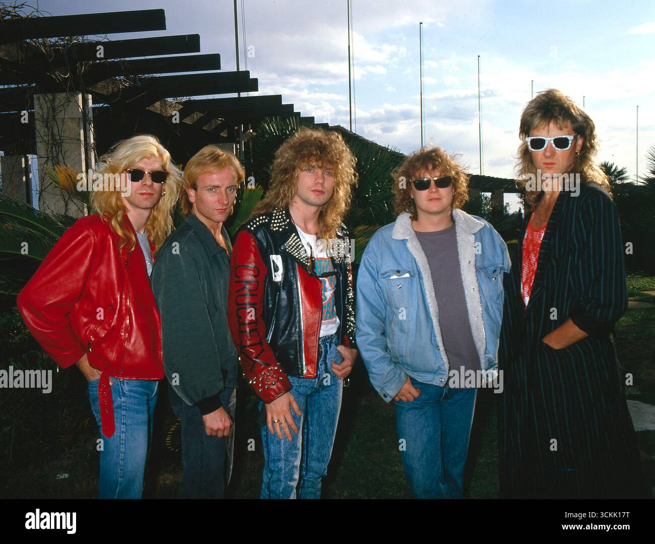 Def leppard hi-res stock photography and images - Alamy